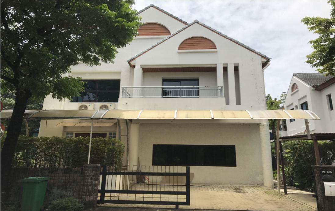 ให้เช่า Nichada Thani 4 ห้องนอน พร้อมสระว่ายน้ำ | ที่ดินร้อยแปด.คอม