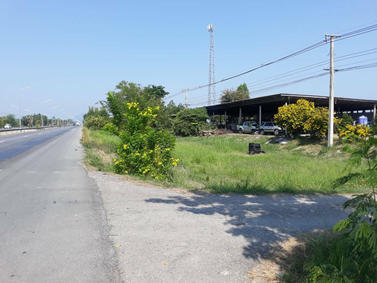 ขายที่ดิน 75 ไร่ แบ่งขาย 34 ไร่ กับ 41 ไร่ มีโฉนด ติดทางหลวงหมายเลข 4 ...